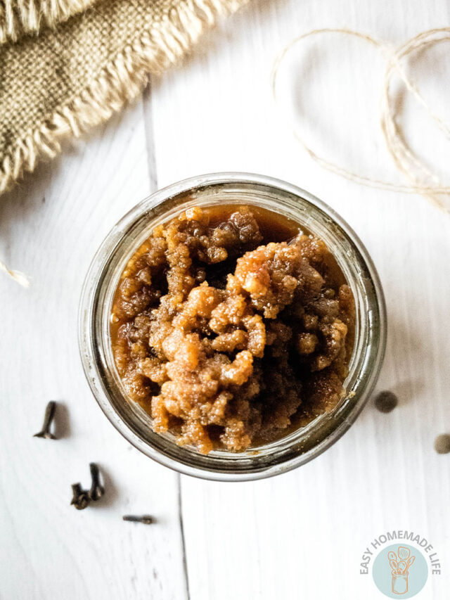 Pumpkin Spice Facial Scrub - Easy Homemade Life