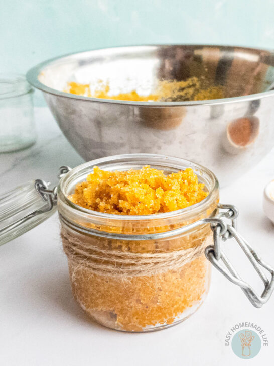 Homemade Turmeric Scrub Recipe