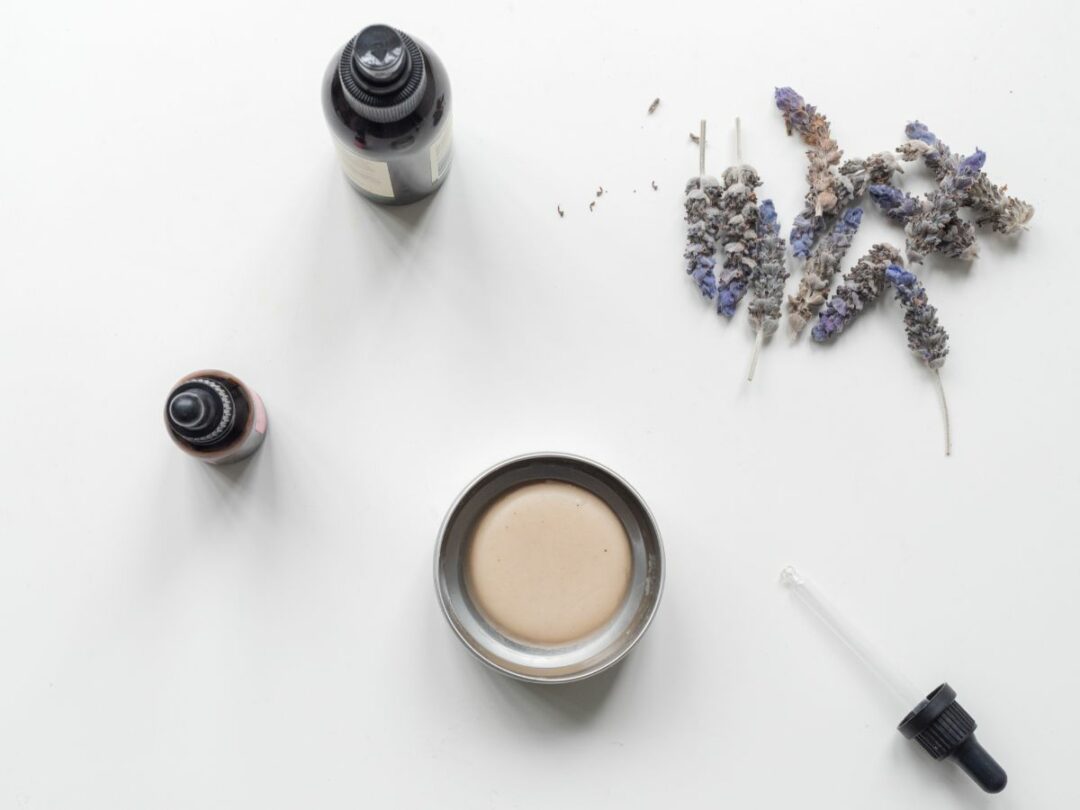 How to Use a Lotion Bar (Plus Easy DIY Recipe)
