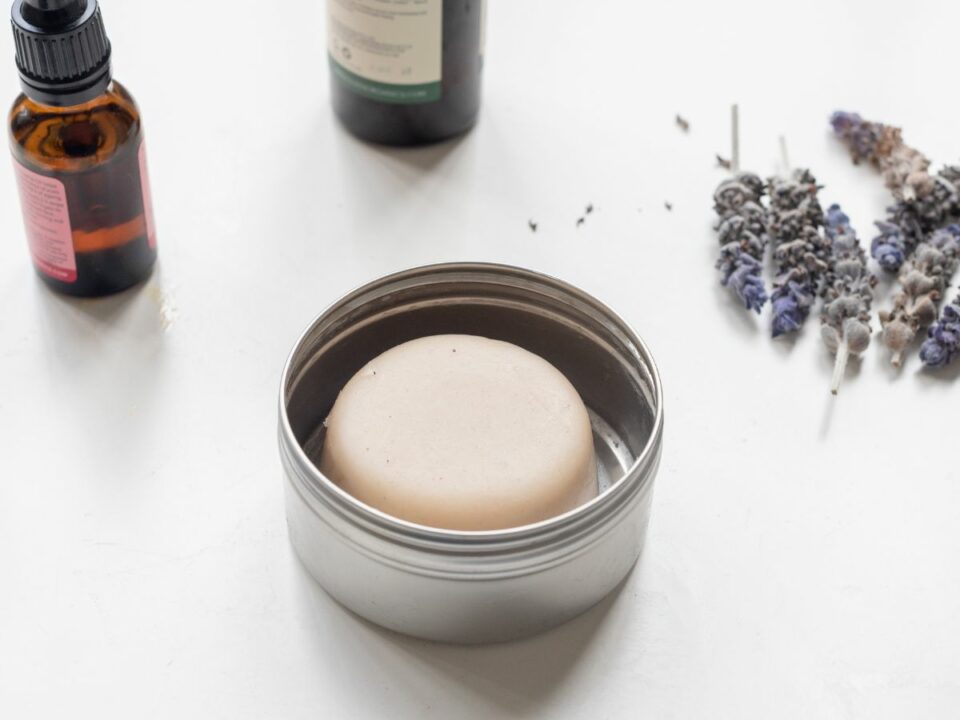 How to Use a Lotion Bar (Plus Easy DIY Recipe)