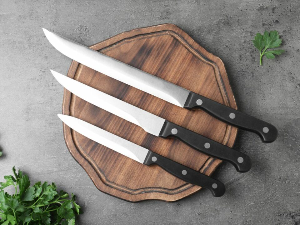 Slicing, Dicing Superstars: Discover the Best Kitchen Knives