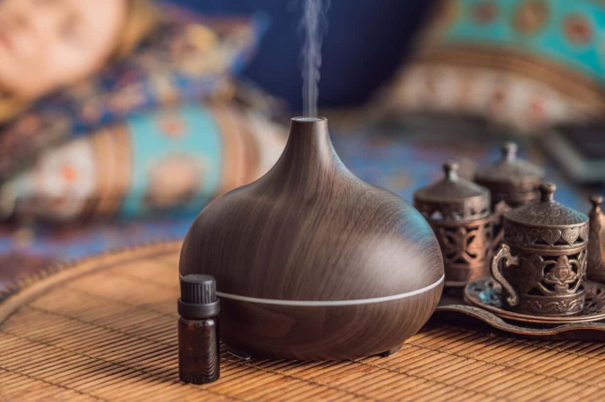 Essential Oil Blends For Men: Best Masculine Scents