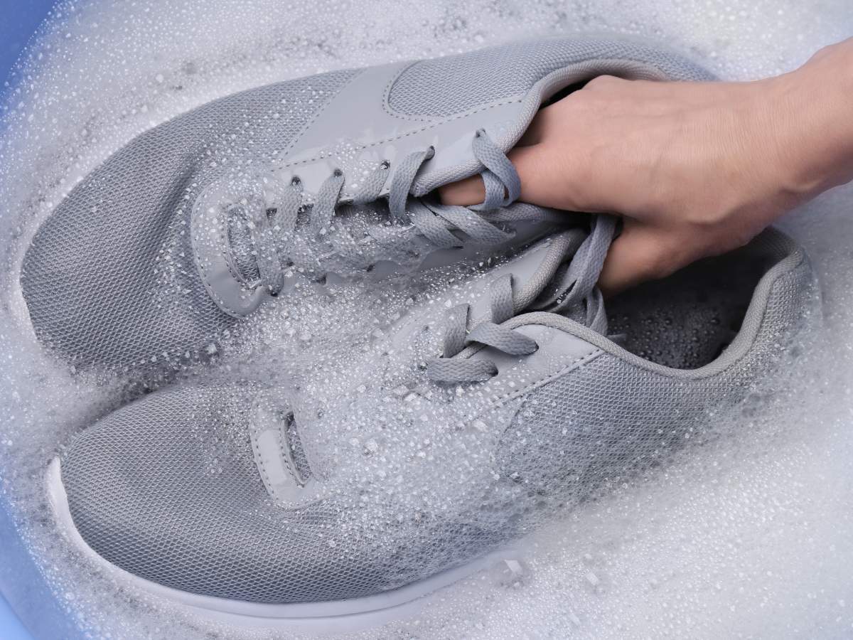 How To Clean Sneakers: Refresh Your Tennis Shoes