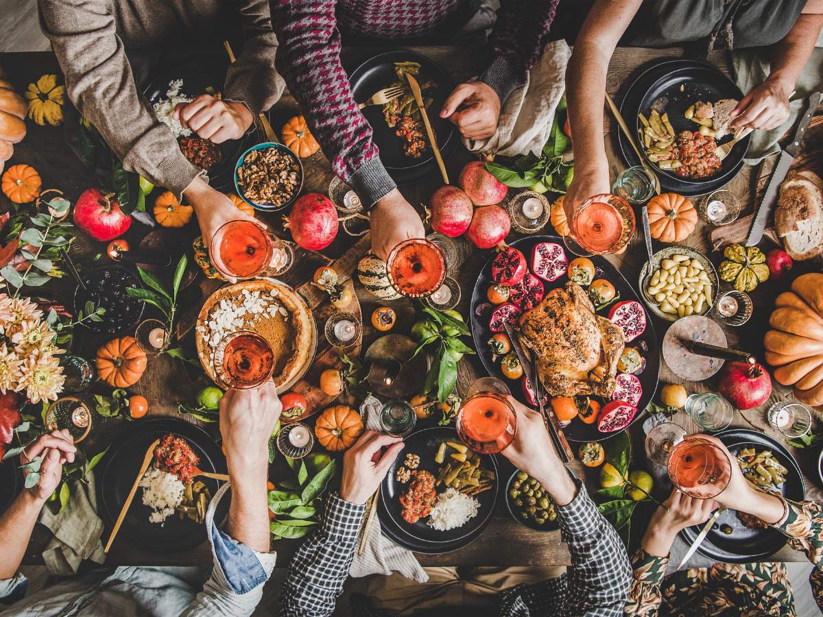 The Best (And Simplest) Food Ideas For Friendsgiving