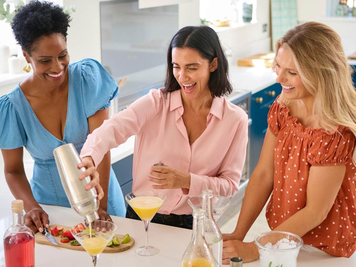 Raise The Bar: Cocktail Gifts For Home Mixologists